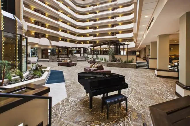 Holiday Inn Rapid City Downtown - Conv Ctr, an IHG Hotel