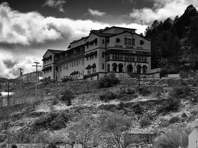 jerome grand hotel 2