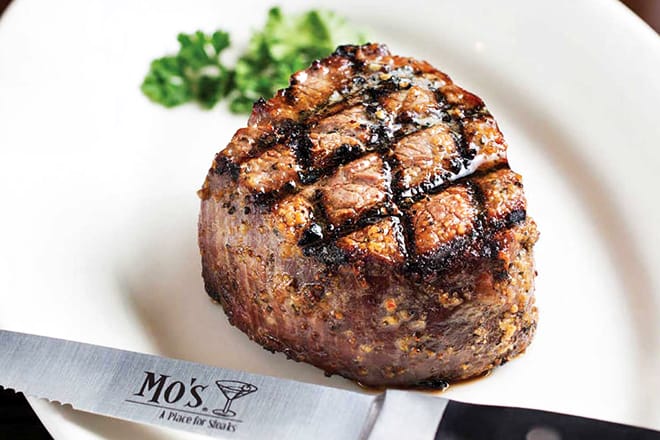 Mo’s, A Place for Steaks