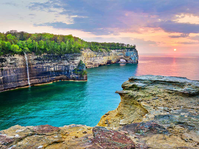Pictured Rocks National Lakeshore 2