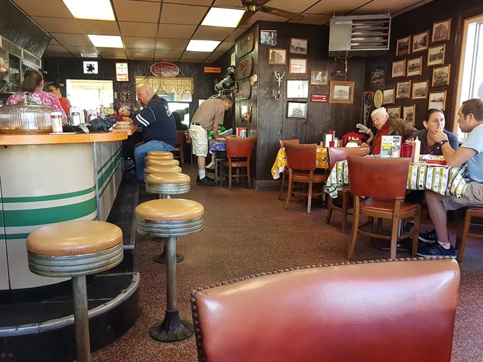 rosys diner 8