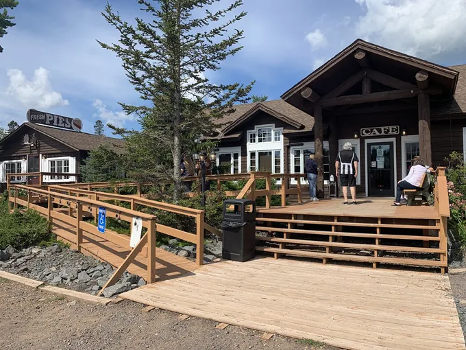 rustic inn cafe 1