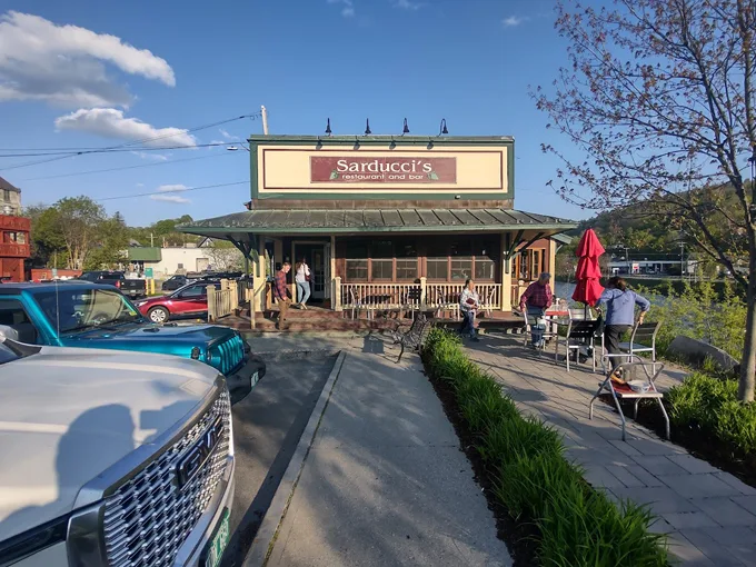 Sarducci’s Restaurant and Bar 1