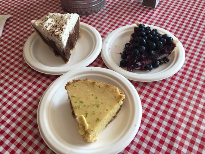 stockholm pie and general store 3