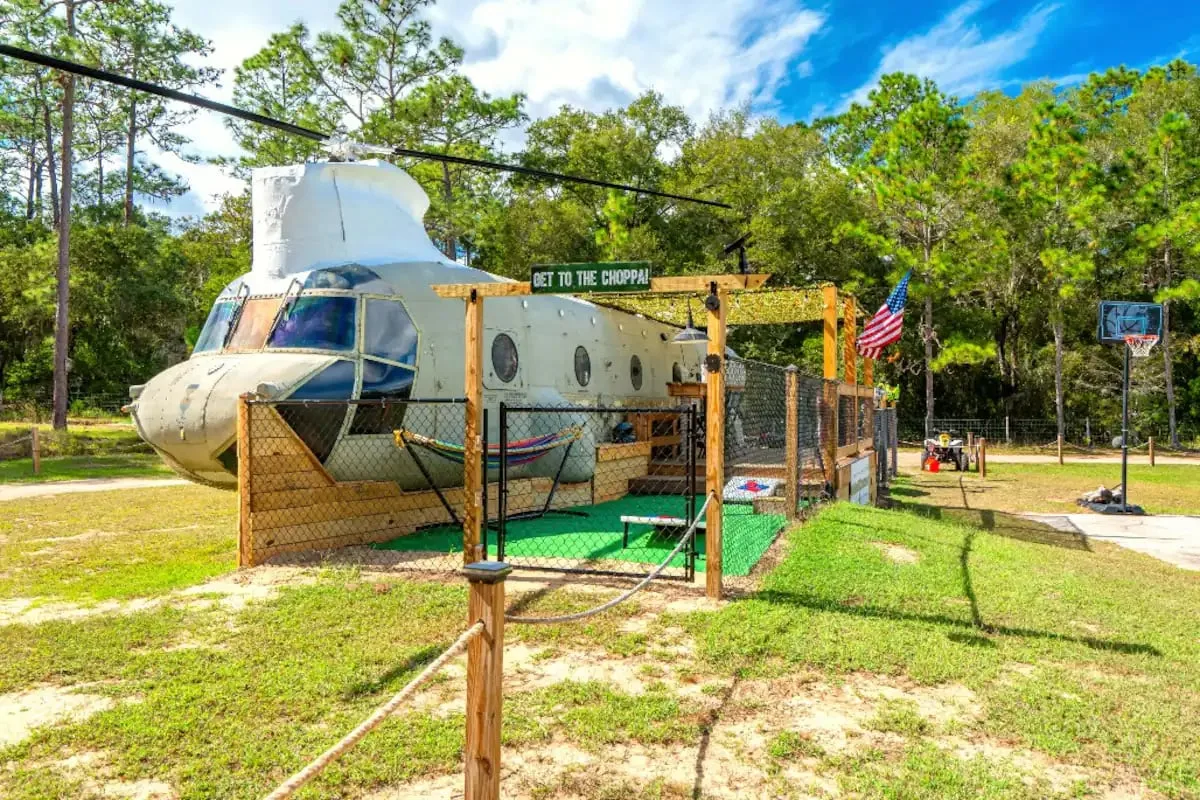 the chinook ch 47d helicopter airbnb