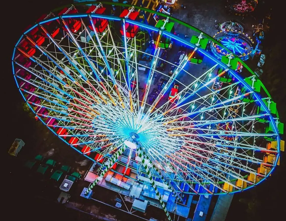 the parks towering ferris wheel
