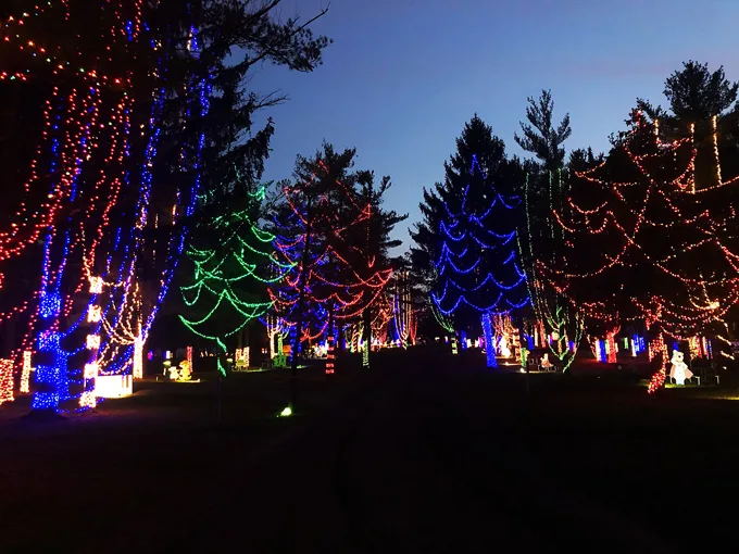Wisconsin Christmas Carnival of Lights 10