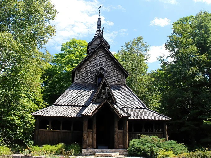 wisconsins fairytale road trip 1