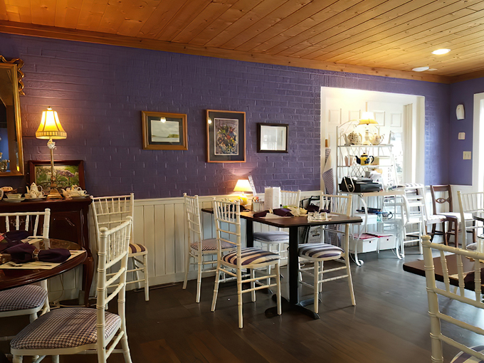 wisteria twig tea room and cafe 7