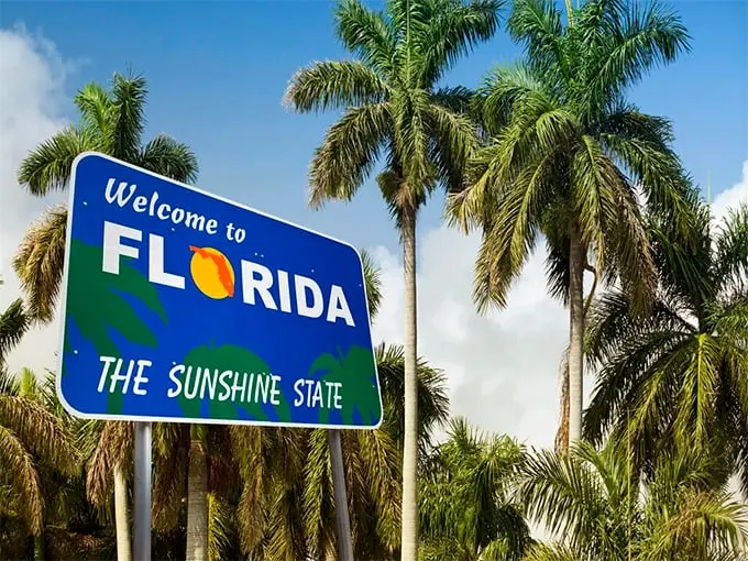 Beachfront-Dining-Roadtrip-Florida 1