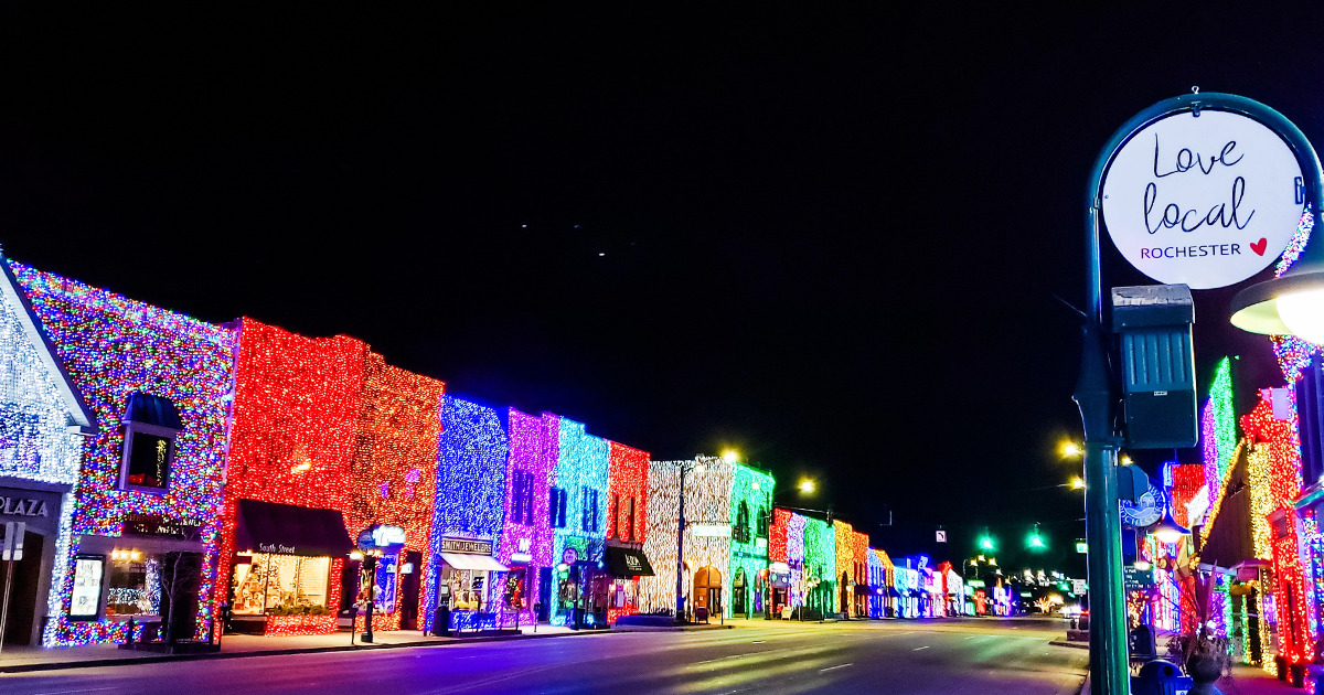michigan holiday twinkling town ftr