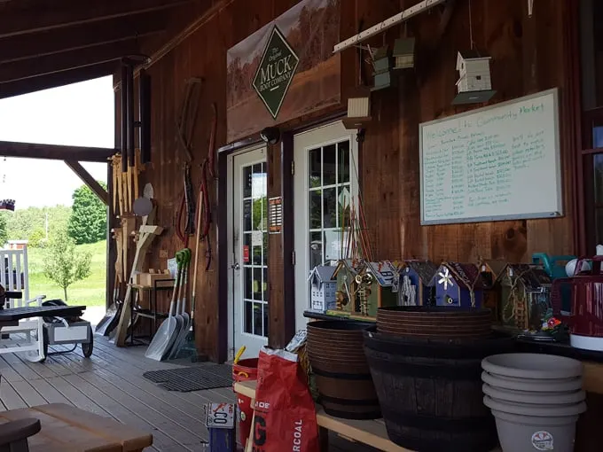 amish community market and bakery 5
