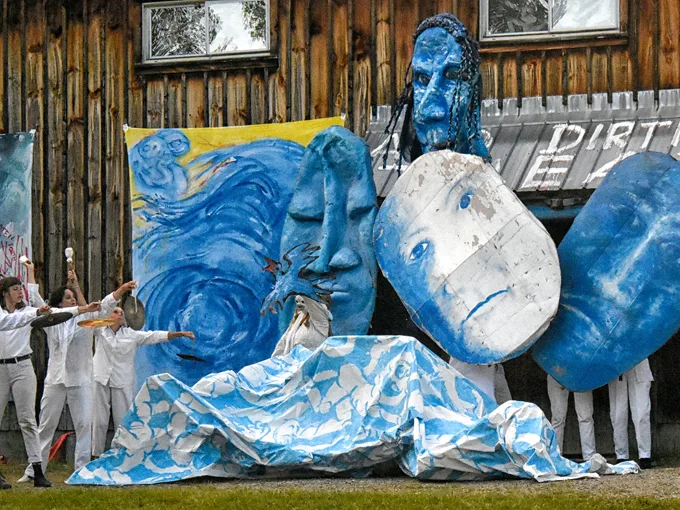 bread and puppet museum 5