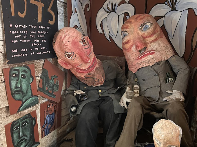 bread and puppet museum 8
