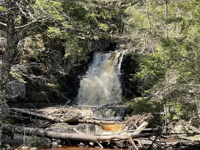 cascade falls 5