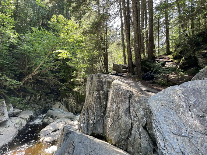 cascade stream gorge trail 6
