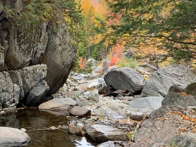 cascade stream gorge trail 8