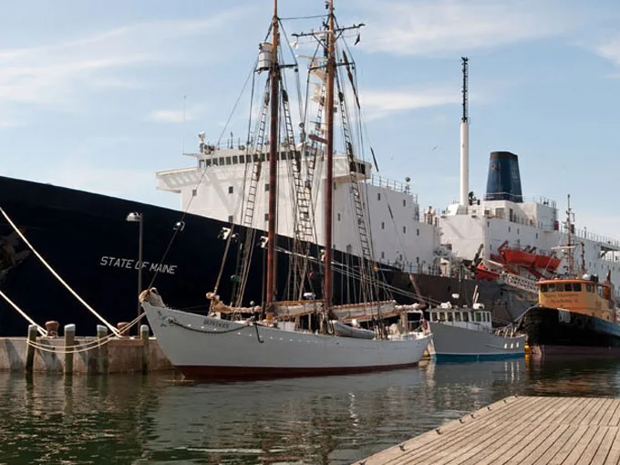 castine 3