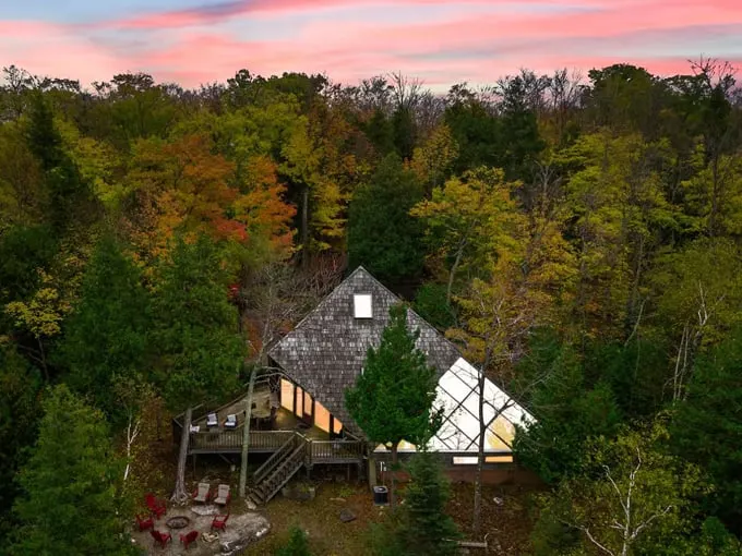 Cliff-Top Airbnb 1