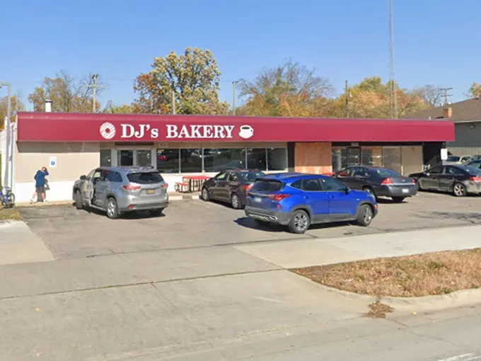 DJ’s Bakery 1