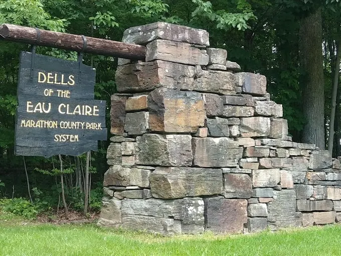 dells of the eau claire county park 1