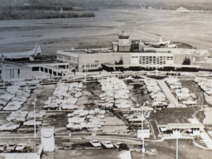 Douglas Municipal Airport 4