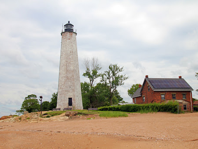 five mile lighthouse