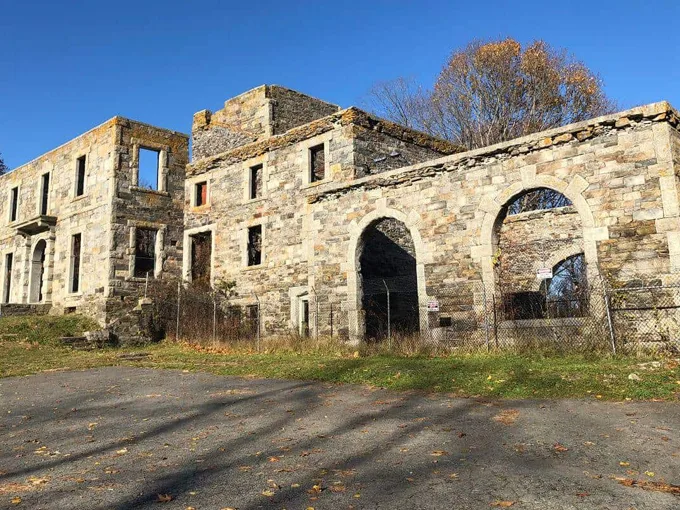 goddard mansion 8