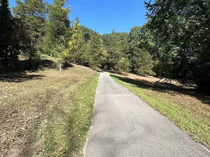 Hidden Lake Gardens 3