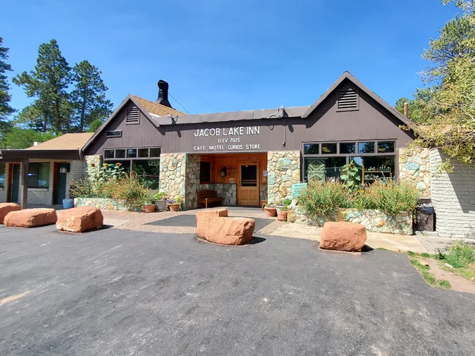 jacob lake inn 1