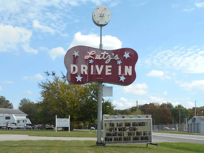 lutzs drive in 1