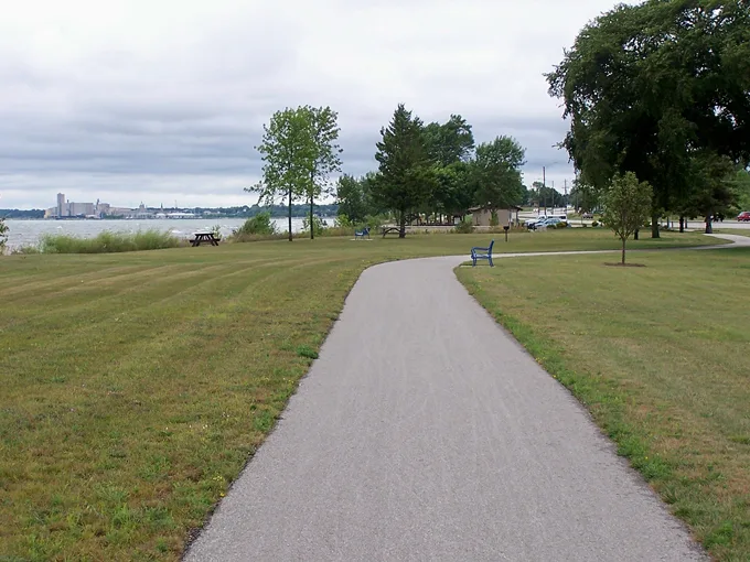 mariners trail 9