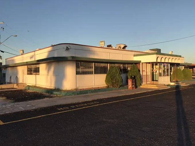 mels diner 1