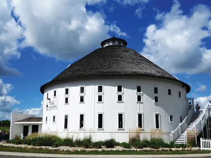 Round Barn Winery & Estate 1
