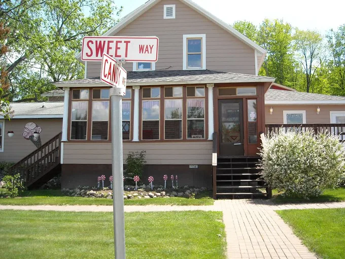 sweet memories candy shoppe 1