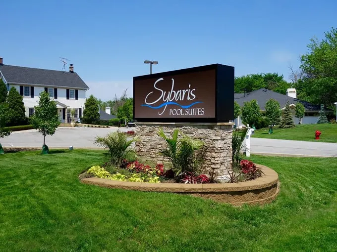 Sybaris 1