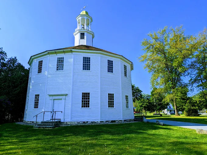 the old round church 1