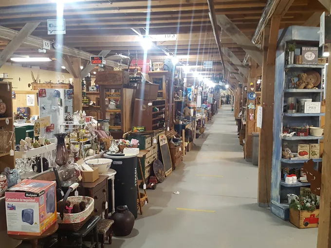 The Willows Flea Market 3