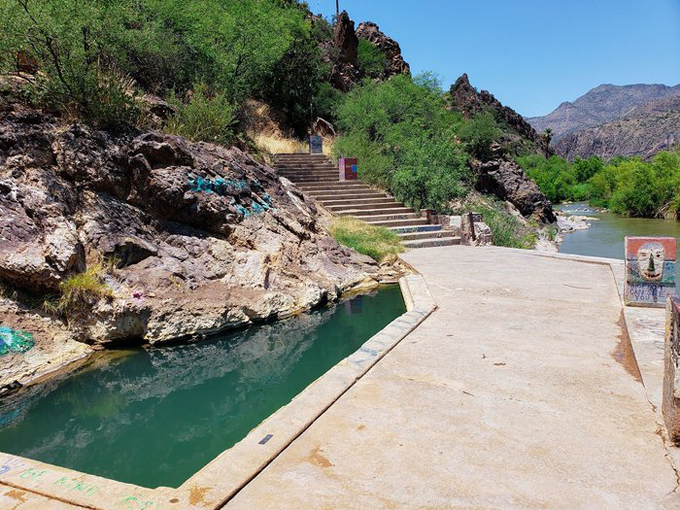 Verde Hot Springs Resort 8