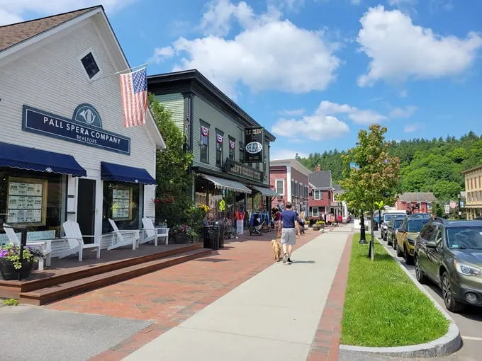 waterbury village historic district 3