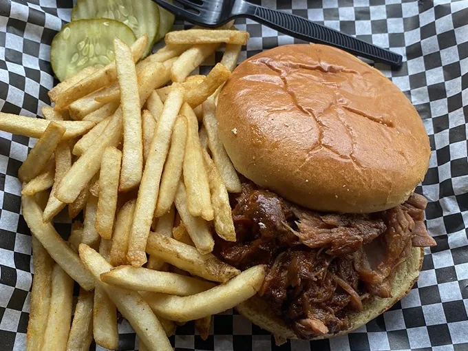Best BBQ Sandwiches Arizona 4