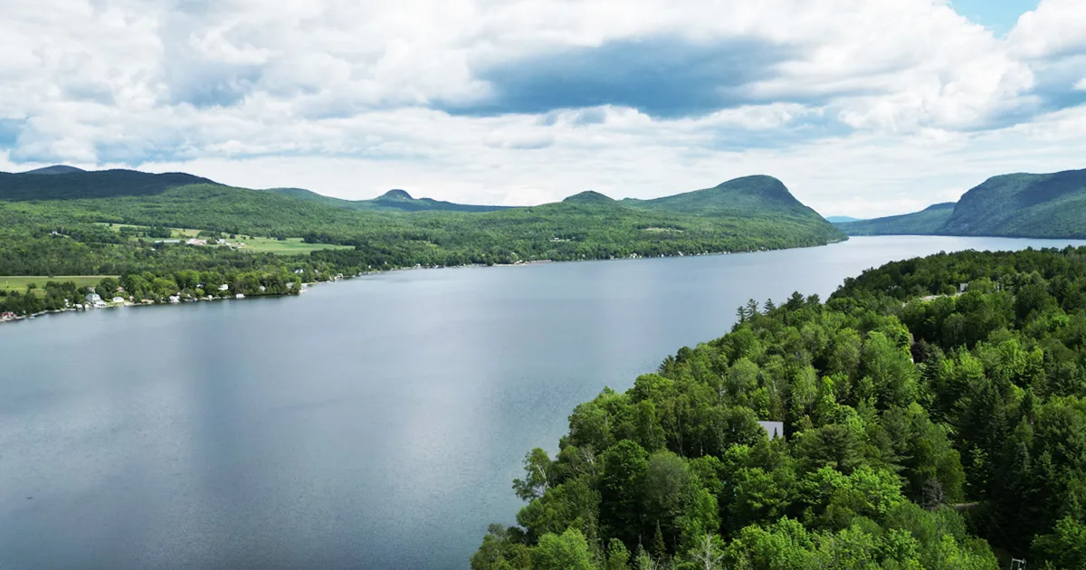 breathtaking lake in vermont ftr