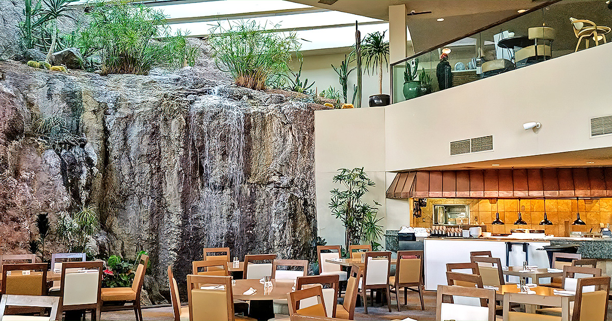 breathtaking waterfall restaurant arizona ftr
