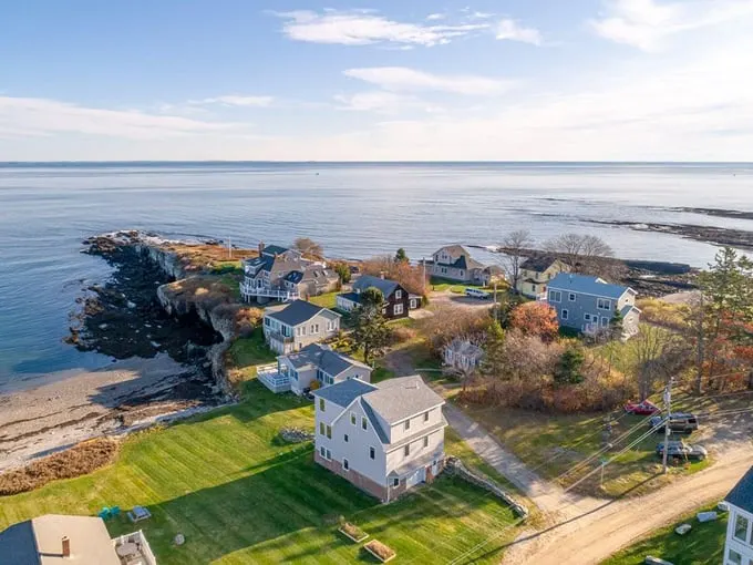 Coastal Town Drive Maine 2