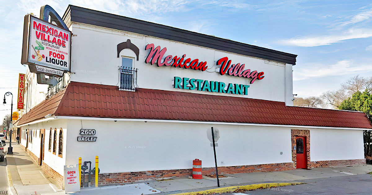 oldest dining destination michigan ftr
