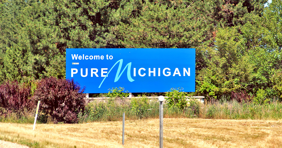 welcome michigan road sign ftr