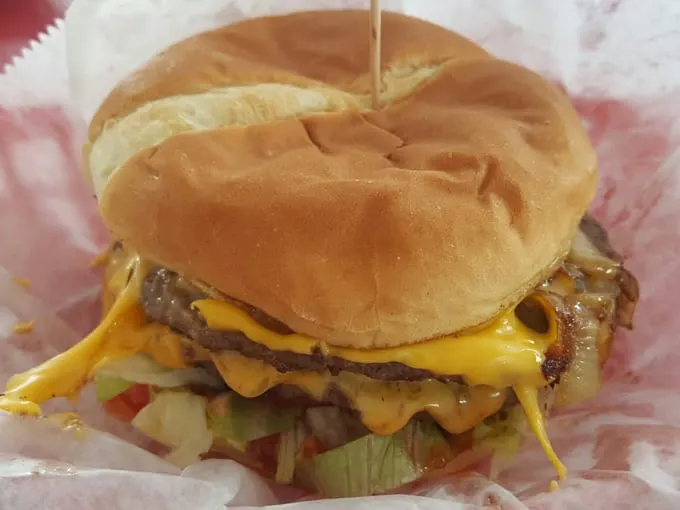 burger inn 3
