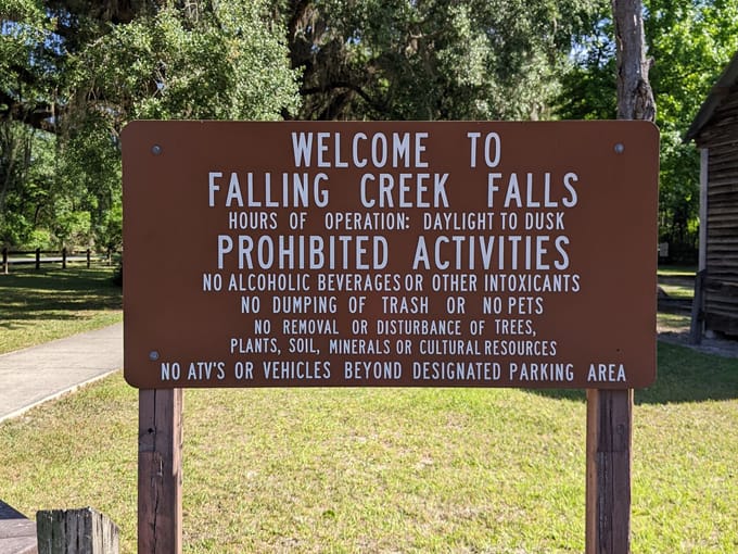 falling creek falls trail 1