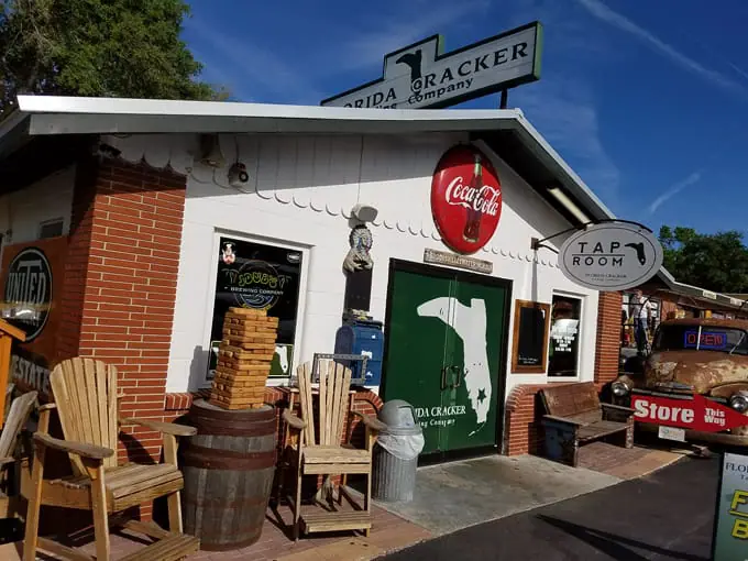 florida cracker kitchen 1