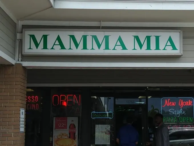 mamma mia pizzeria 1
